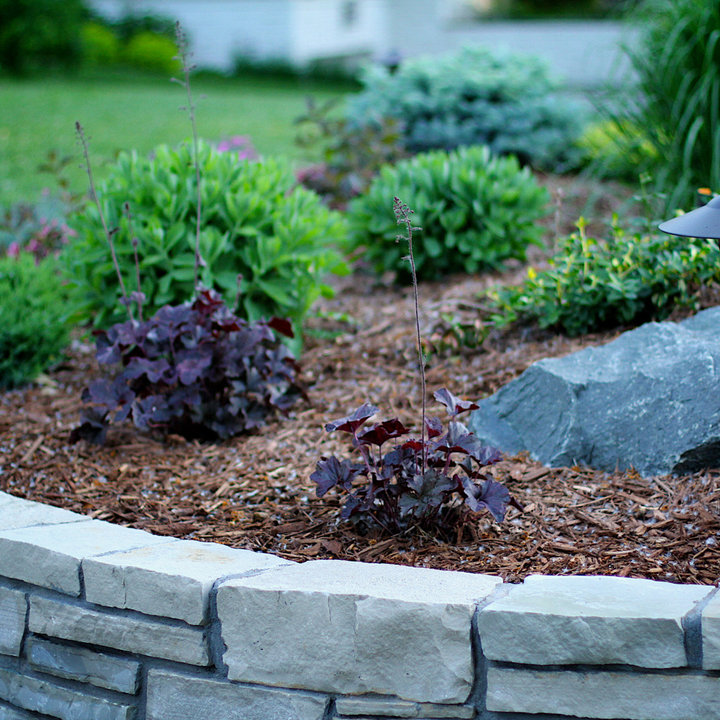 75 Mulch Driveway Ideas You'll Love - September, 2025 | Houzz