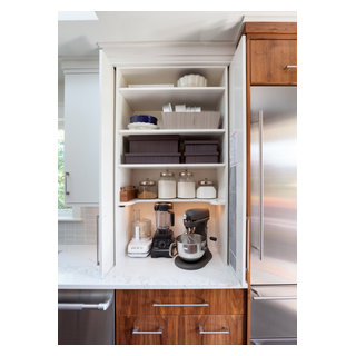 Chef's Delight - Kitchen - Seattle - by Kaden Scott Neste | Minor ...