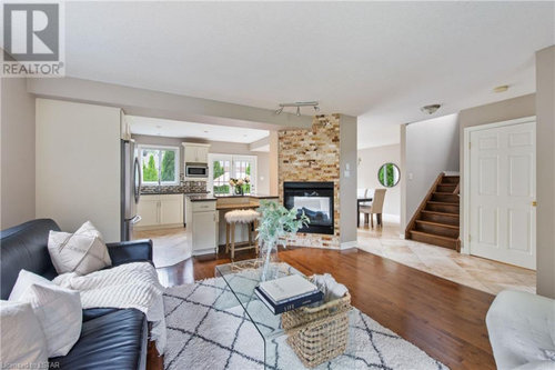 How to set up a living room in a new house?