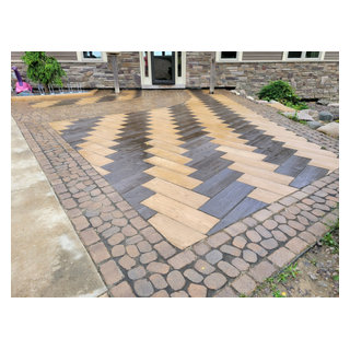 Driveway, Fire Pit, Patio & Boulder Wall - Transitional - Garden ...