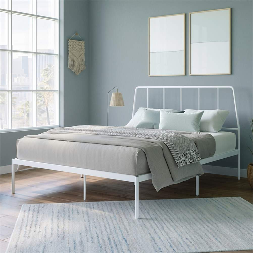Pemberly Row Modern Metal Queen Platform Bed Frame in White Finish ...