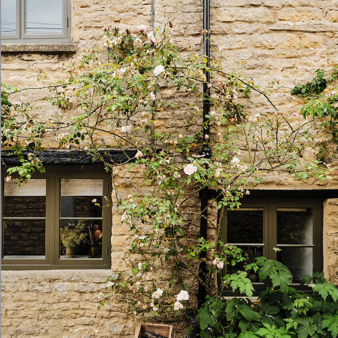 75 Beautiful Side House Exterior Ideas and Designs - April 2026 | Houzz UK