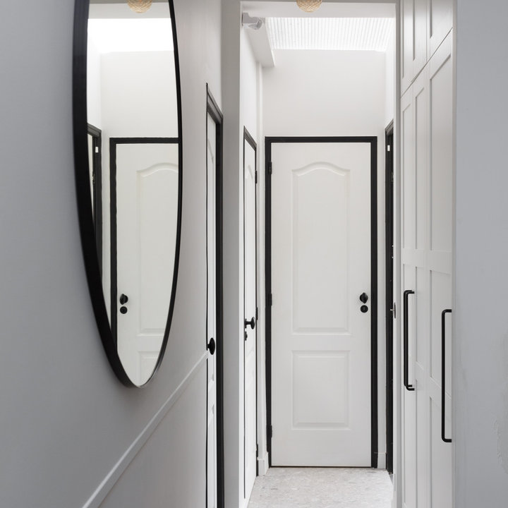 75 Beautiful Small Hallway Ideas and Designs - December 2022 | Houzz UK
