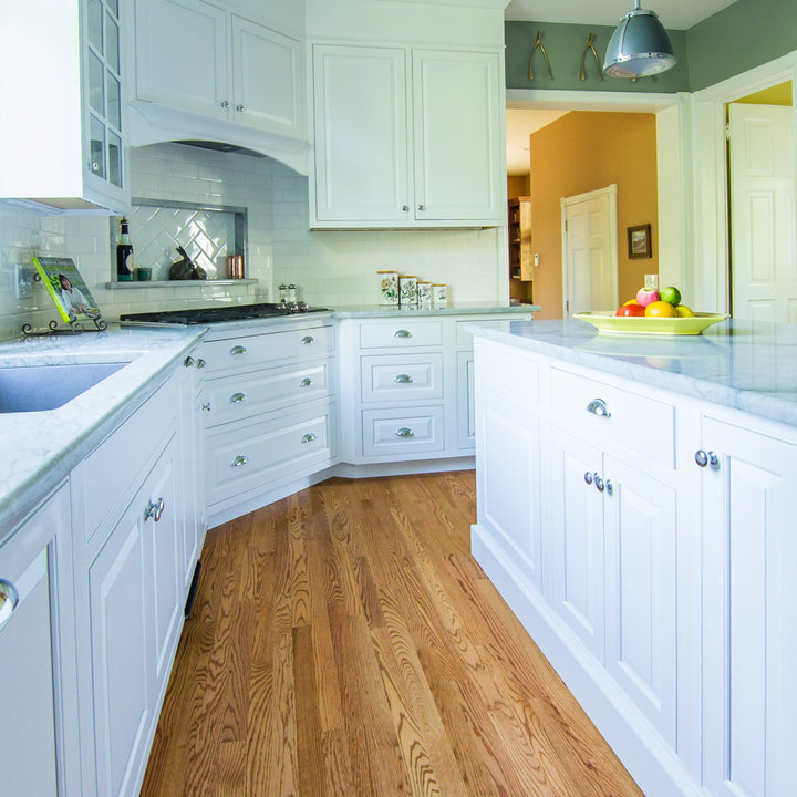 75 Beautiful Kitchen with Green Benchtop Ideas & Designs - May 2024 ...