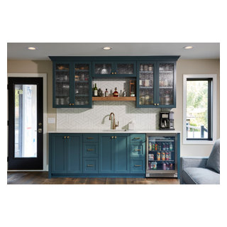 Fall 2022 Remodeler Showcase Project - Contemporary - Home Bar ...