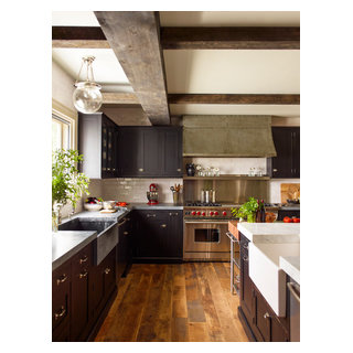 Plateau Circle Kitchen - Country - Kitchen - New York - by Dunn&Tighe ...