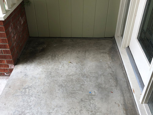 Help decorating around an off-centered front door