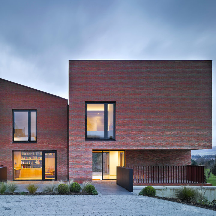 75 Beautiful Slanted Roof Home Design Ideas & Designs | Houzz AU