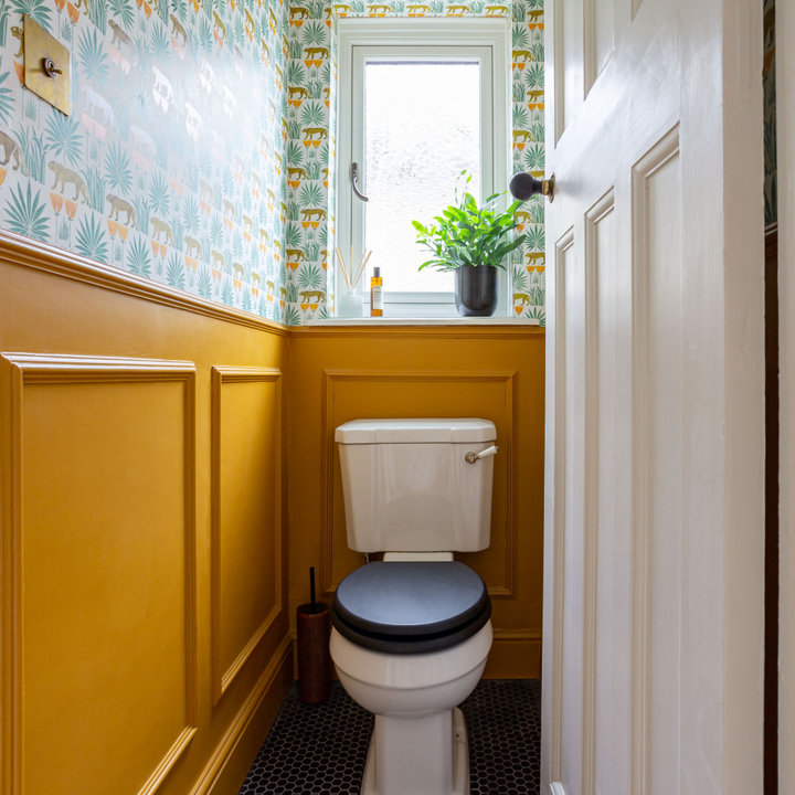 75 Beautiful Small Cloakroom Ideas and Designs - February 2025 | Houzz UK