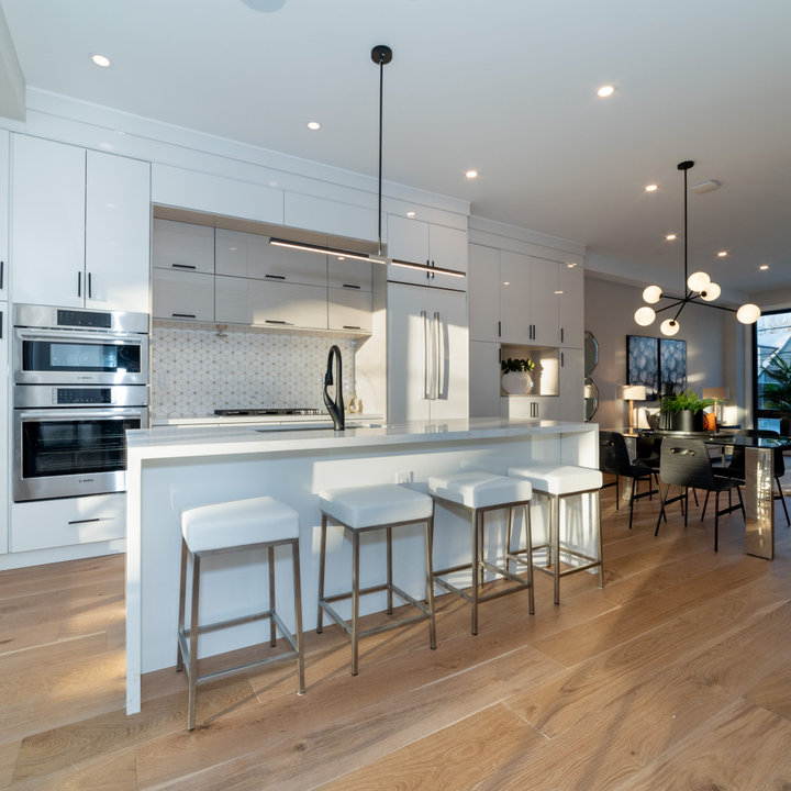 75 Mid-Century Modern Kitchen with Orange Countertops Ideas You'll Love ...