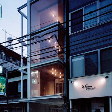 75 Beautiful Three-storey Apartment Exterior Ideas & Designs - October ...