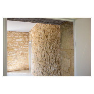 Mur en pierre apparente dans la cuisine - Modern - Straßburg - von ...