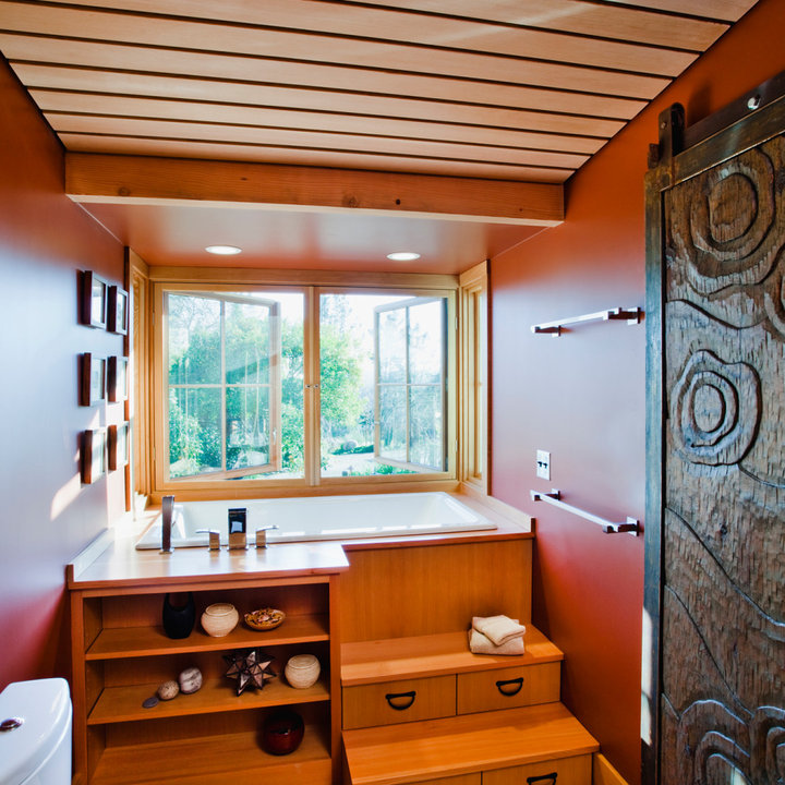 Raised Tub Platform - Photos & Ideas | Houzz