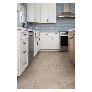 Country Manor Kitchen - Traditional - Kitchen - San Francisco - by ...