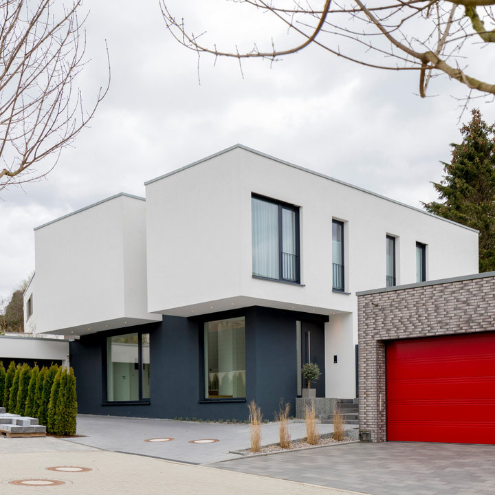 75 Most Popular 75 Beautiful White Render House Exterior Ideas and ...