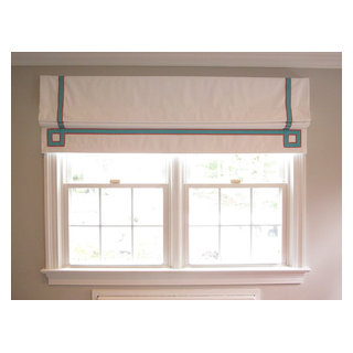 Banded Romans - New York - di R Garner Custom Designs, LLC | Houzz