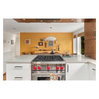 Sammamish - Mid-Century Modern Kitchen - Kitchen - Seattle - by ...