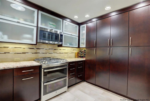 Making a modern kitchen less..modern. | Houzz Forum