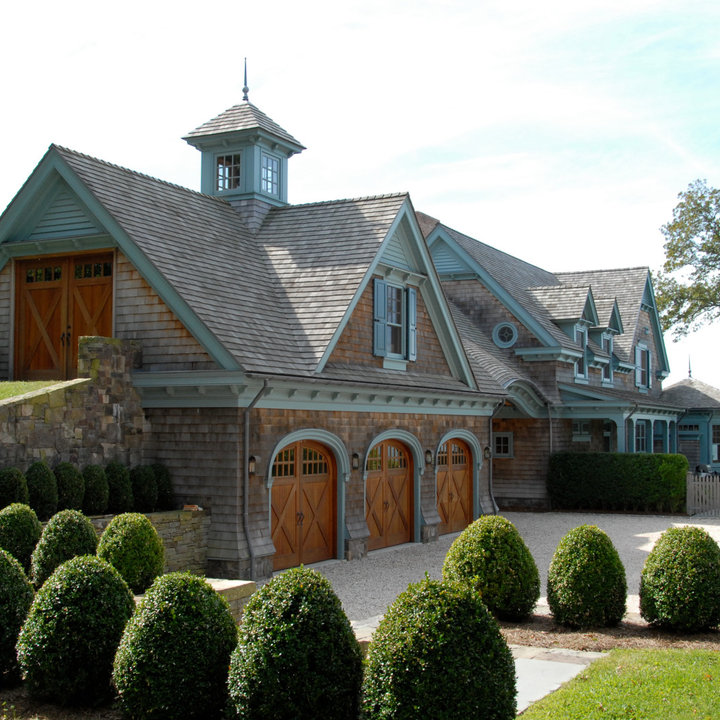 75 Victorian Garage Ideas You'll Love - December, 2025 | Houzz