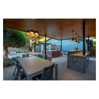 Covered/Uncovered Outdoor Living - Modern - Patio - San Francisco - by ...