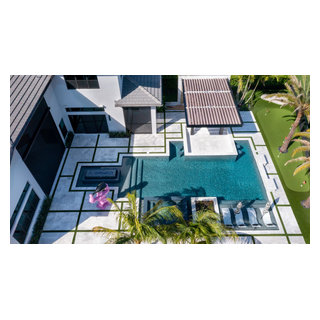 White Tones - Modern - Pool - Miami - by StoneHardscapes | Houzz