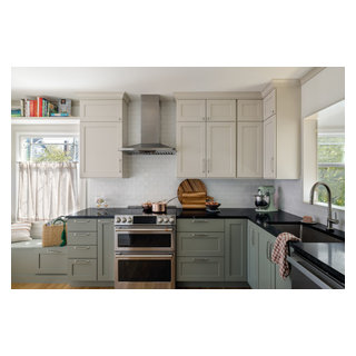 Ballard Kitchen & Principal Bath - Transitional - Kitchen - Seattle ...