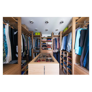 Ankleide Dachau - Contemporary - Closet - Munich - by Markus Hierhager ...