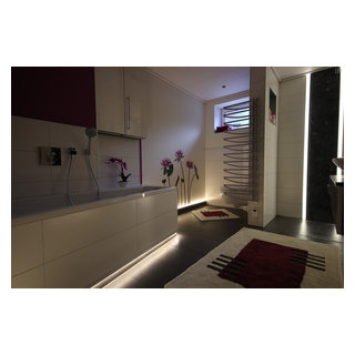 LED Stimmungslicht im Bad - Contemporain - Salle de Bain - Cologne ...