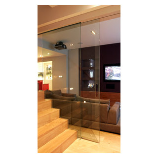 Basement construction in a double fronted Victorian house in Battersea ...