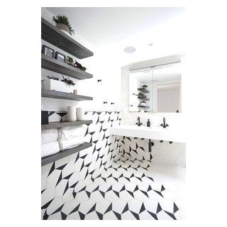 123 House - Contemporary - Bathroom - New York - by Gradient ...