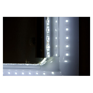 Alexander LED Mirror - Modern - Bathroom - Chicago - by Civis USA | Houzz