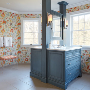 Back To Back Vanity - Photos & Ideas | Houzz