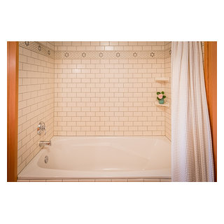 Bathroom Designs - Traditional - Bathroom - Portland - by Jennifer ...