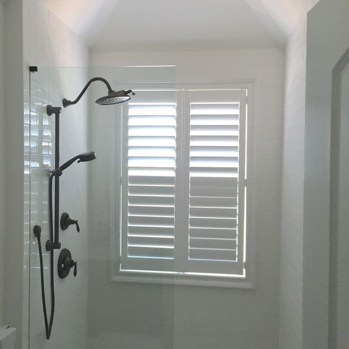 Bathroom Plantation Shutters - Photos & Ideas | Houzz