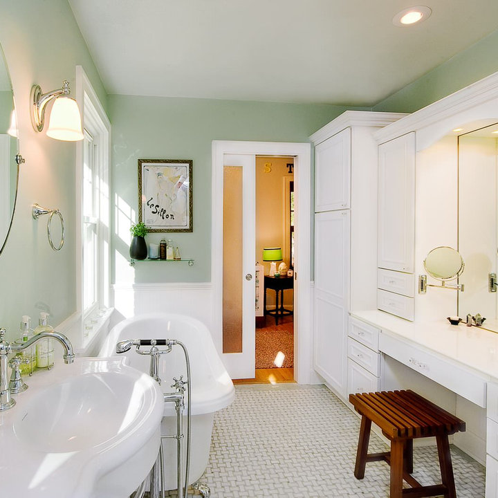 British Colonial Bathroom Ideas, Inspiration & Images - September 2025 ...