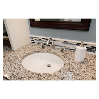 Bathroom Revamp - Transitional - Bathroom - Grand Rapids - by Thompson Remodeling | Houzz