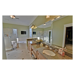 Chateau Elan Legends - Traditional - Bathroom - Atlanta - by Envision ...