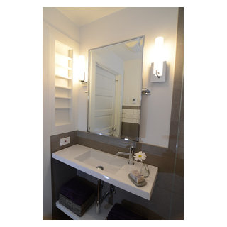 Compact Modern Bath - Modern - Bathroom - Cincinnati - by studio ...