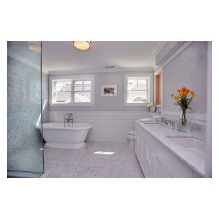 Compo Beach House - Contemporary - Bathroom - New York - by Wormser ...