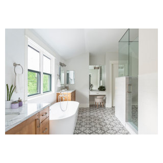 Cory Merrill - Farmhouse - Bathroom - Denver - by Austin Signature ...