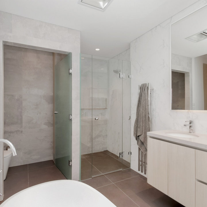 75 Beautiful Frosted Glass Shower Screen Home Design Ideas & Designs ...