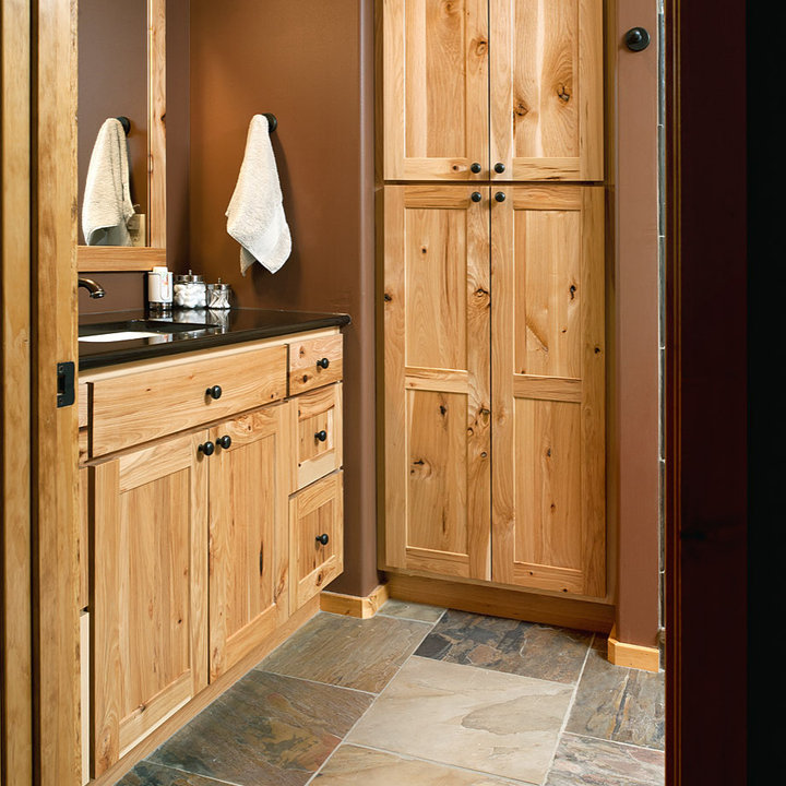 Showplace Hickory Cabinets - Photos & Ideas | Houzz