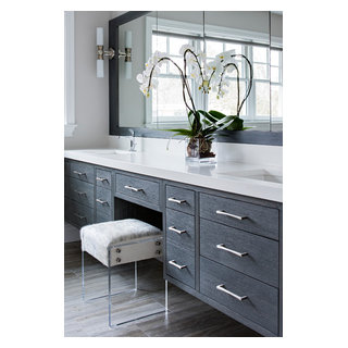 Driftwood Grey Cerused Floating Master Vanity - Classique Chic - Salle ...