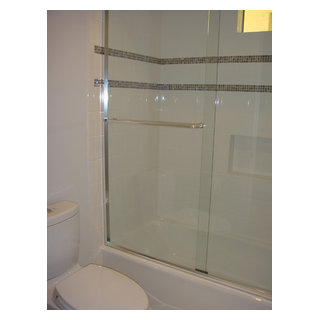 Girl's Bathroom - Traditional - Bathroom - Los Angeles - by Kelly ...