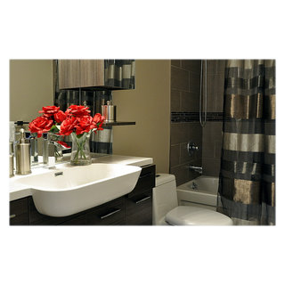 Guest Bathroom Reno - Contemporary - Bathroom - Toronto - by Egoist ...