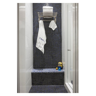 Hamptons Hideaway - Farmhouse - Bathroom - New York - by HOBBS INC | Houzz