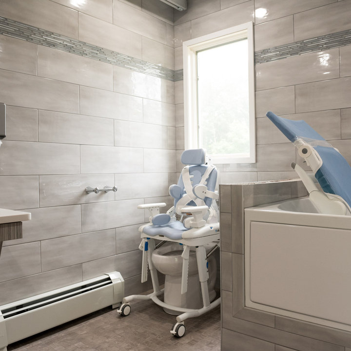 Handicap Bathroom - Photos & Ideas | Houzz