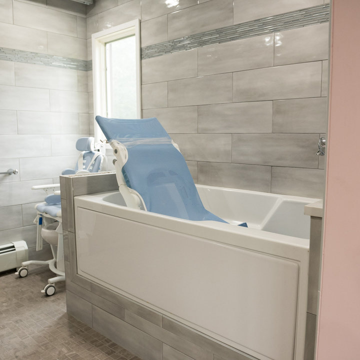 Handicap Bathroom - Photos & Ideas | Houzz