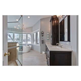 Hanstone Serenity - Bathroom - Chicago - by Masters Countertops | Houzz