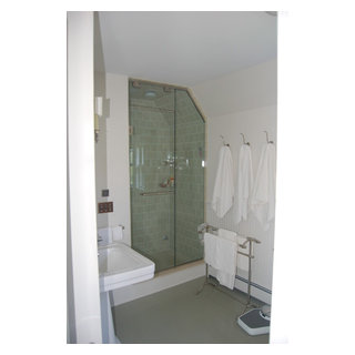 Historic Watch Hill House - Traditional - Bathroom - Providence - by ...